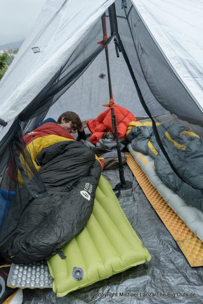 Review: Hyperlite Mountain Gear Ultamid 2 Ultralight Pyramid Tent - The ...